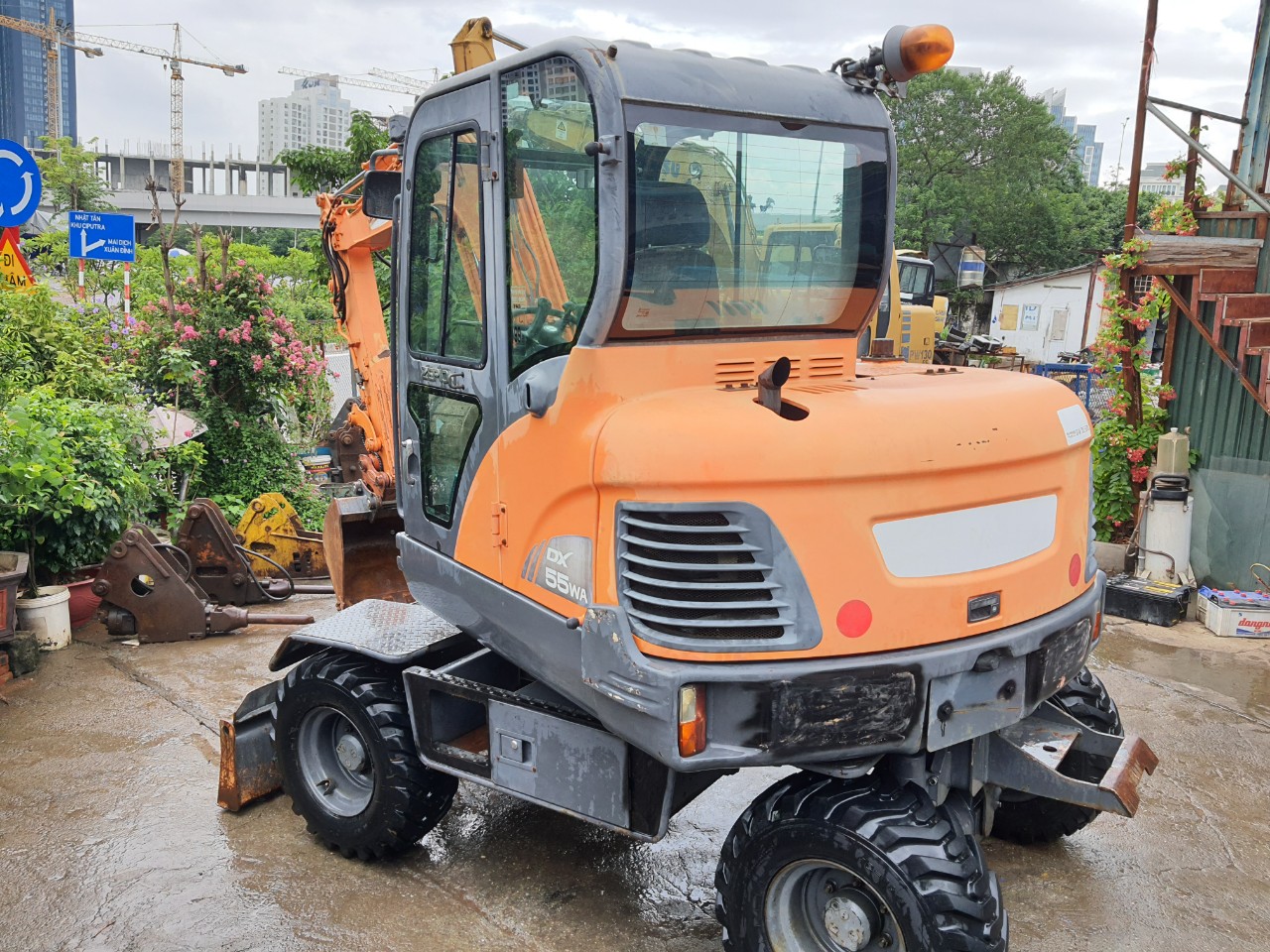 Máy đào Doosan 55W đời 2010 sử dụng 740 giờ